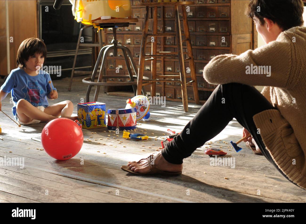 ROCK DUER, TILDA SWINTON, WE NEED TO TALK ABOUT KEVIN, 2011 Stock Photo ...