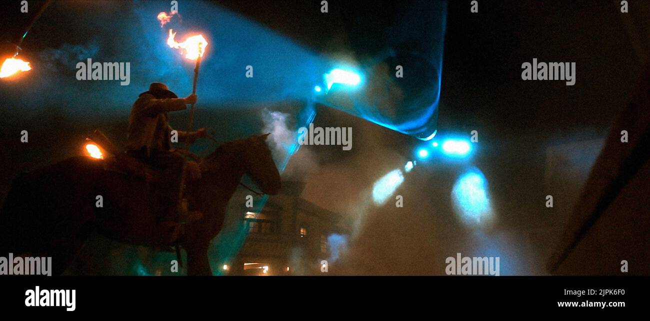 ALIEN SPACECRAFT SCENE, COWBOYS and ALIENS, 2011 Stock Photo - Alamy