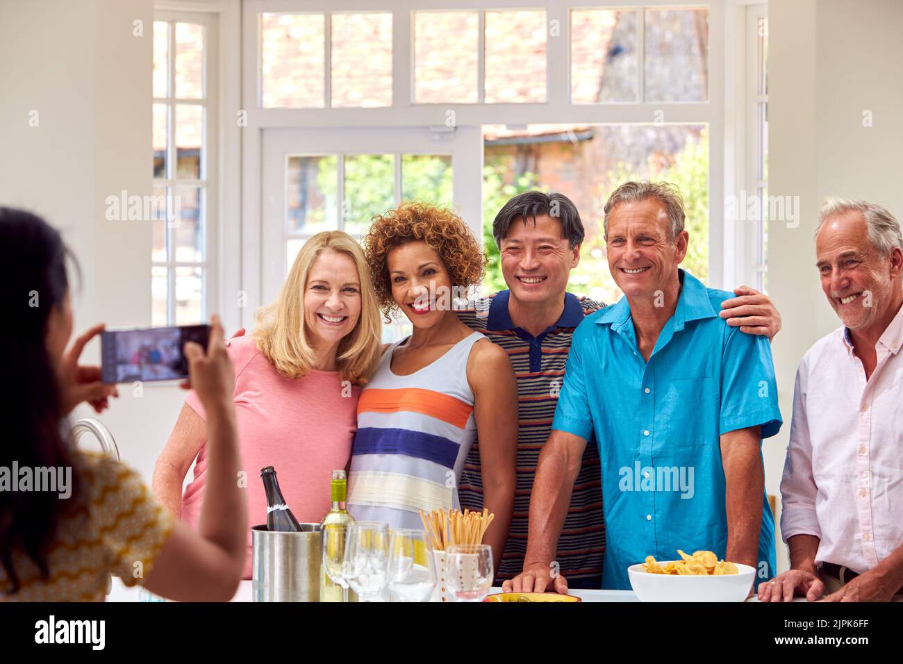 Crowd of mature people party hi-res stock photography and images - Alamy