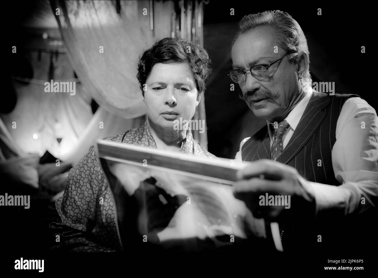 Keyhole glasses hi-res stock photography and images - Alamy