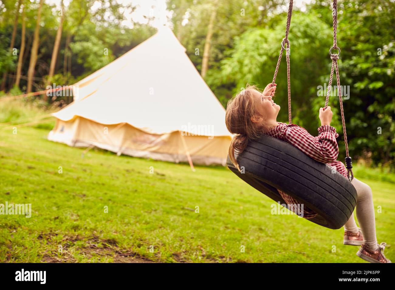 Children play tent camp hi-res stock photography and images - Alamy