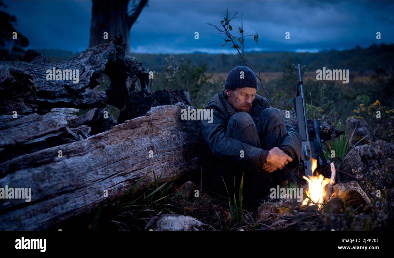 WILLEM DAFOE, THE HUNTER, 2011 Stock Photo - Alamy