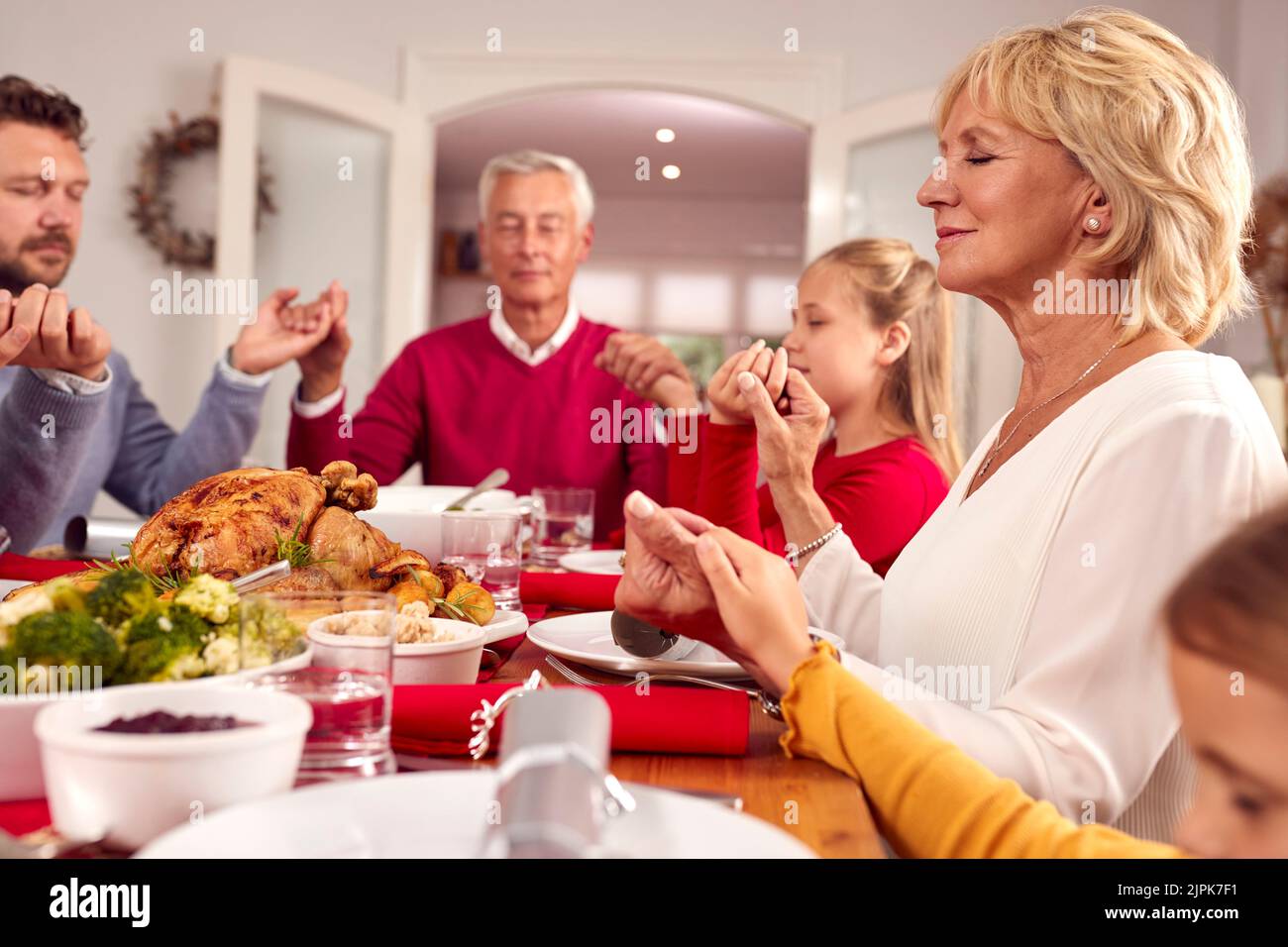 holding hands, praying, prayer, feast, christmas dinner, pray, worship ...