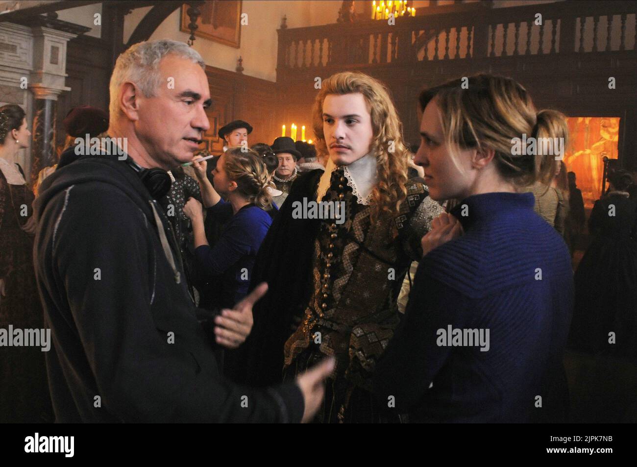 Roland emmerich on set hi-res stock photography and images - Alamy