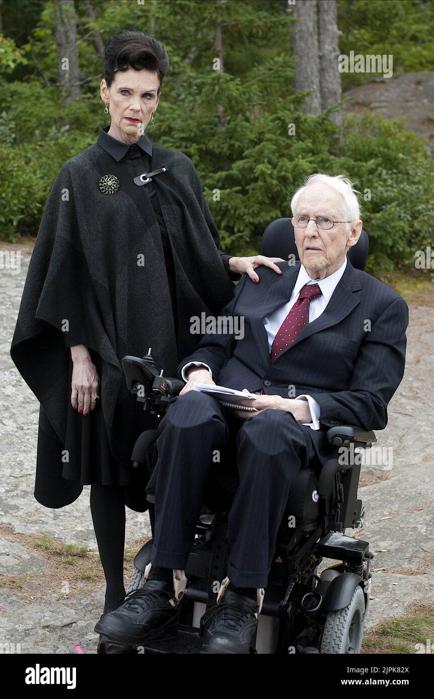 DEBORAH GROVER, WILLIAM SCHALLERT, BAG OF BONES, 2011 Stock Photo - Alamy