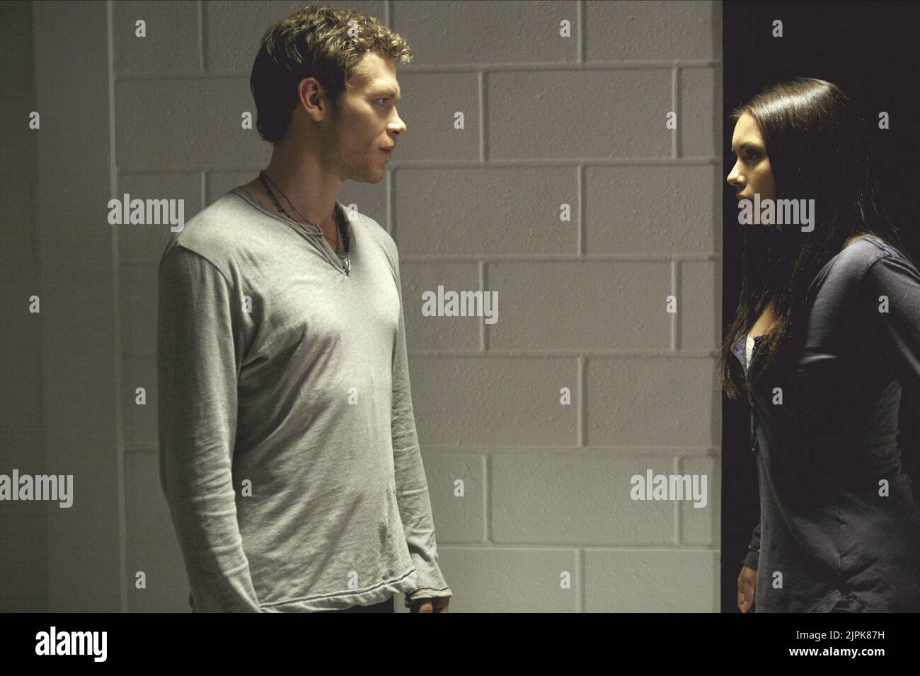 Joseph morgan vampire diaries hi-res stock photography and images - Alamy
