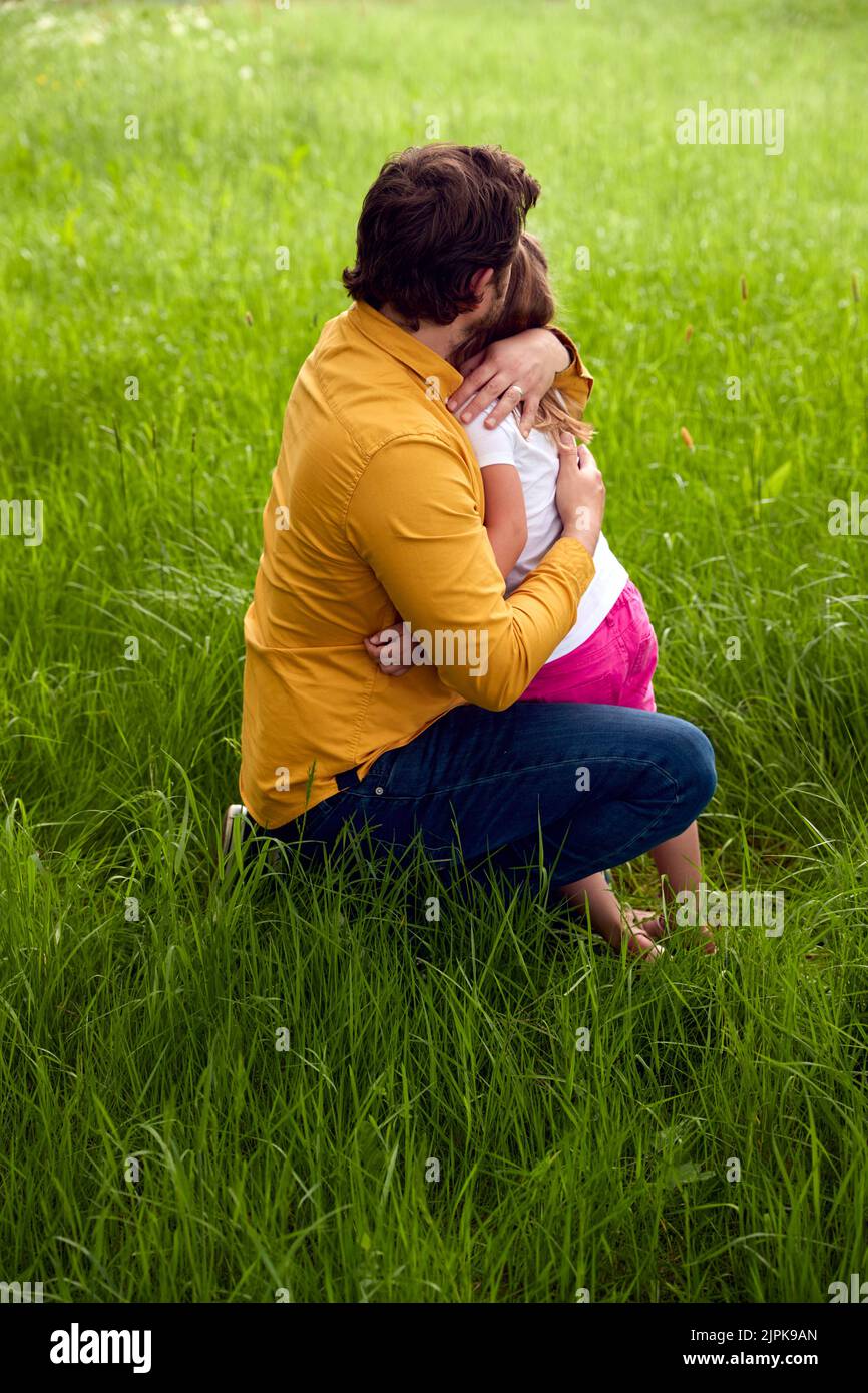 father, daughter, cuddle, consoling, dad, fathers, daughters, cuddles ...