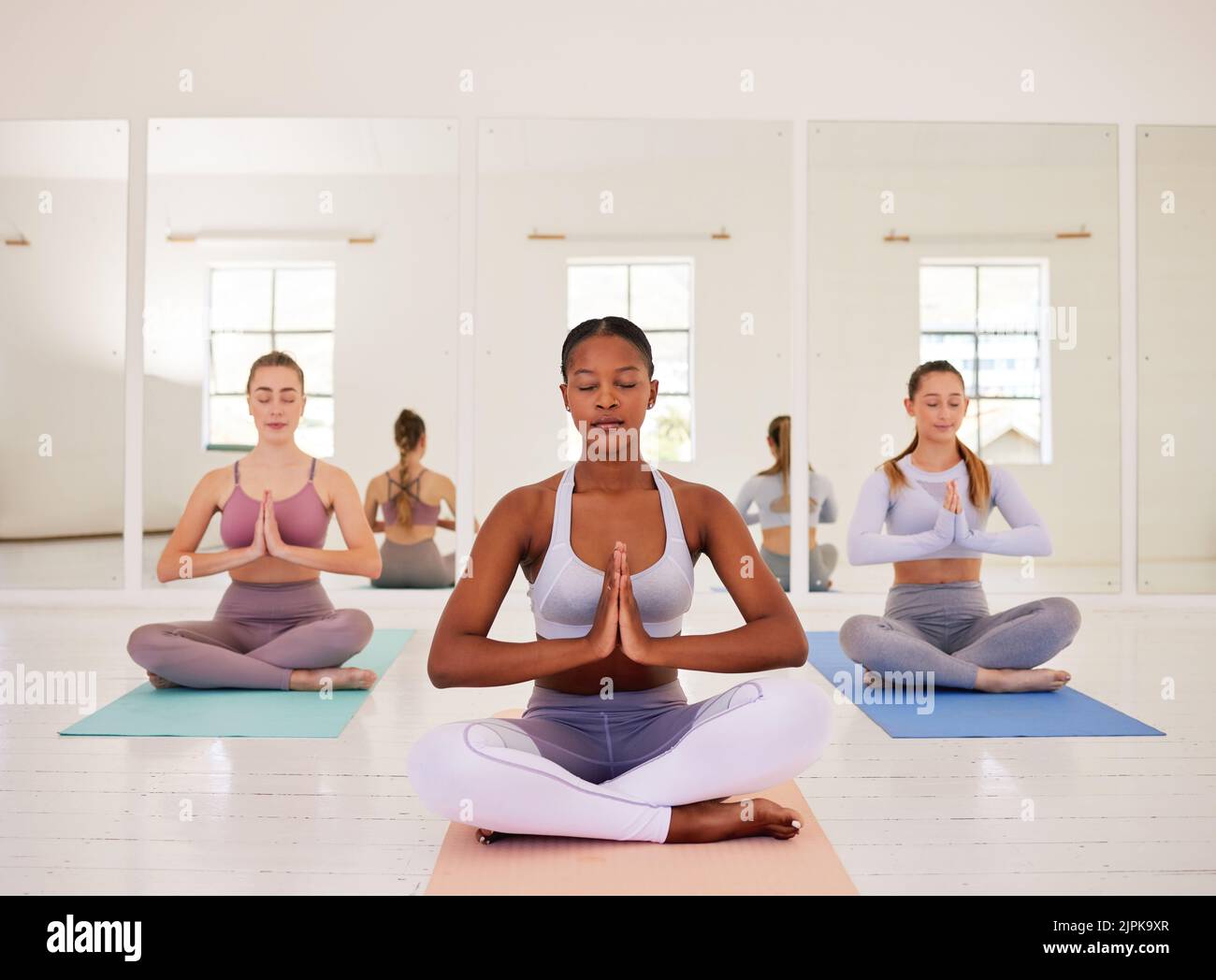 Hand mudra hi-res stock photography and images - Alamy