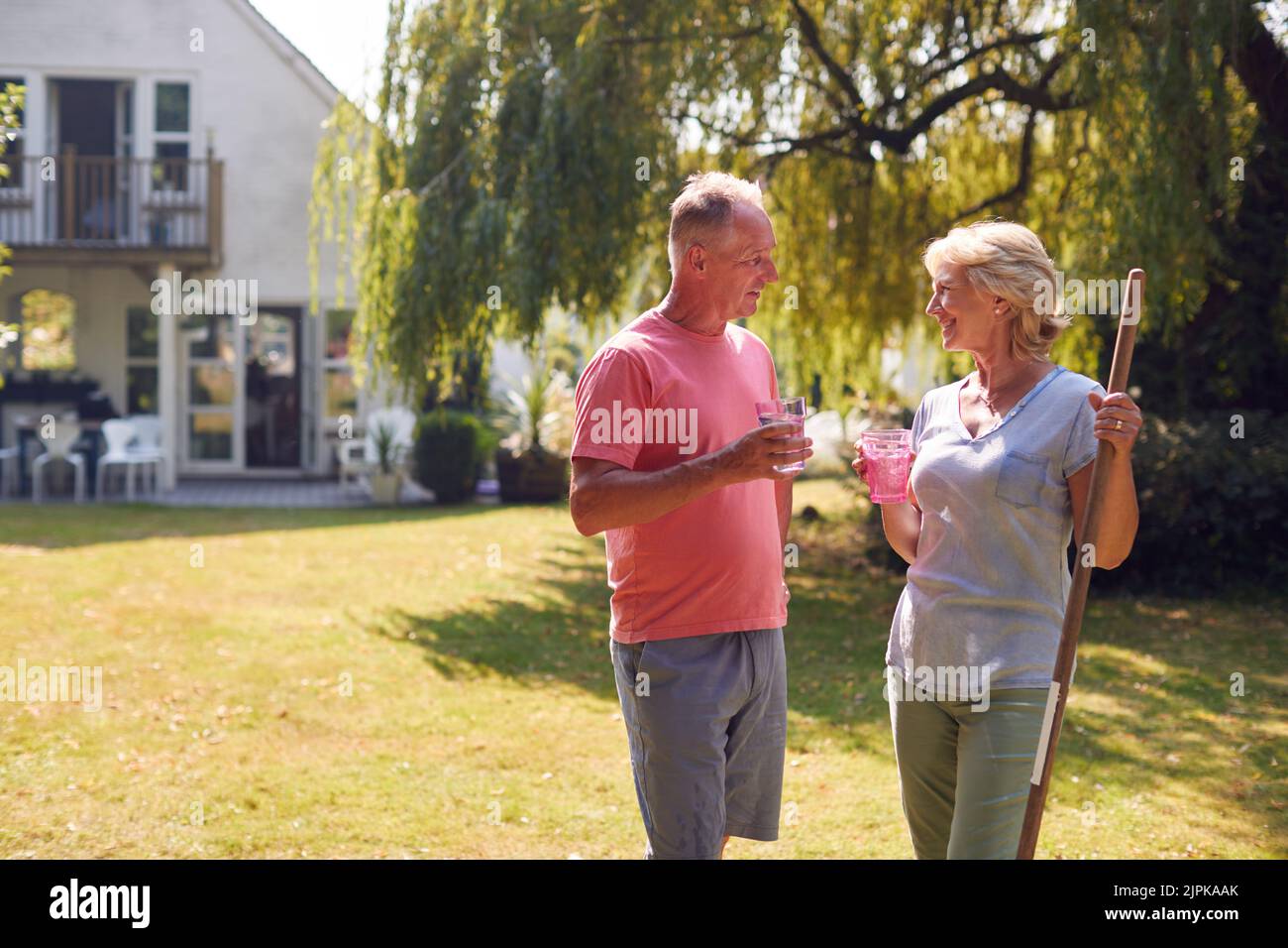 smiling, refreshment, garden, older couple, smile, refreshments ...