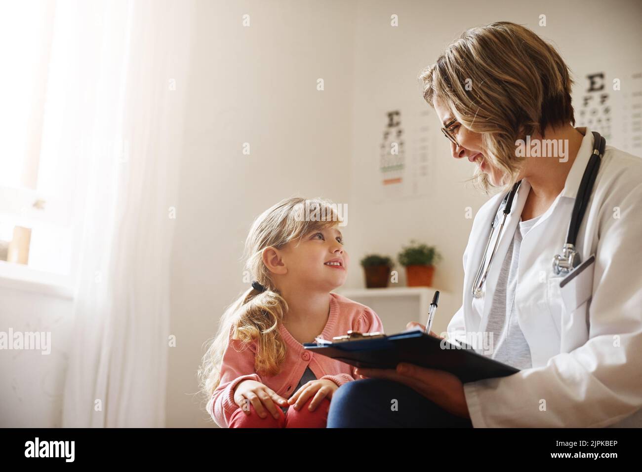 Medical centre consulting room hi-res stock photography and images - Alamy