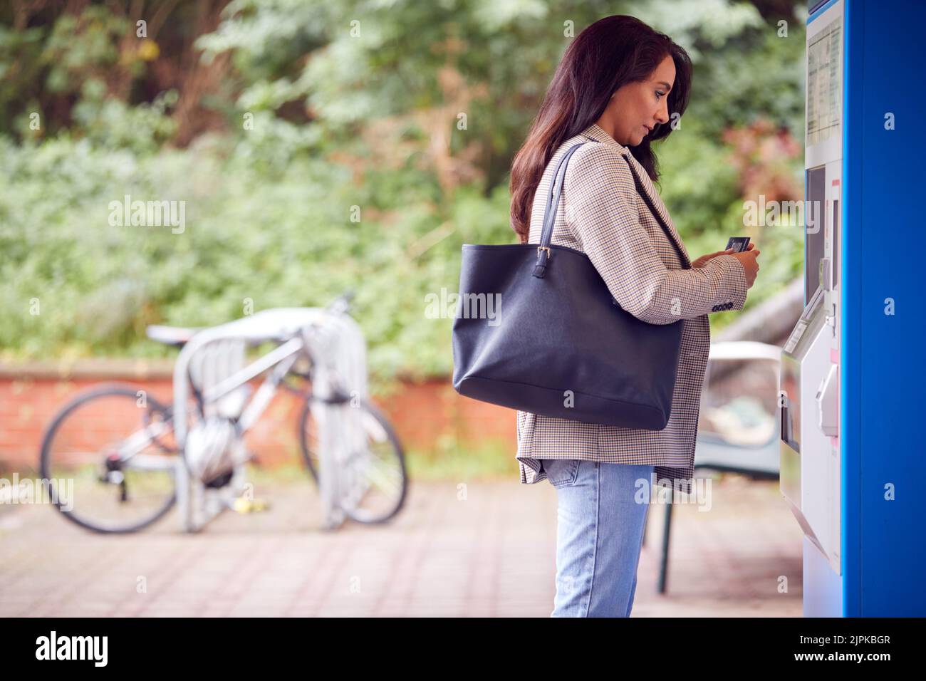 ticket, commuter, public transport, ticket machine, tickets, commuters ...