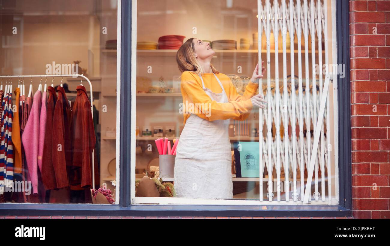 window display, opening, store, shop front, shop fronts, shop window ...