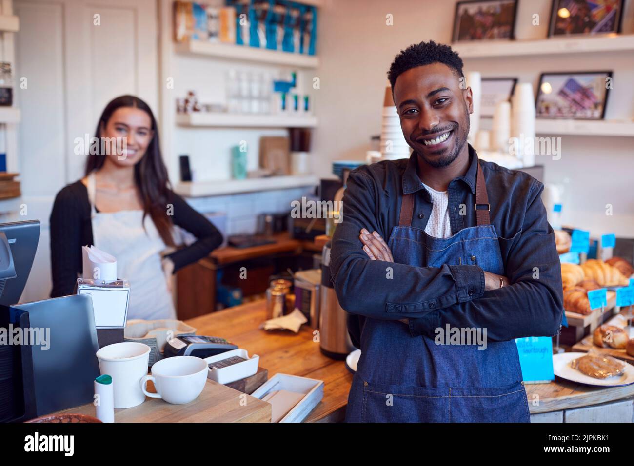 smiling, cafe, team, staff, smile, cafes, teams, staffs Stock Photo - Alamy