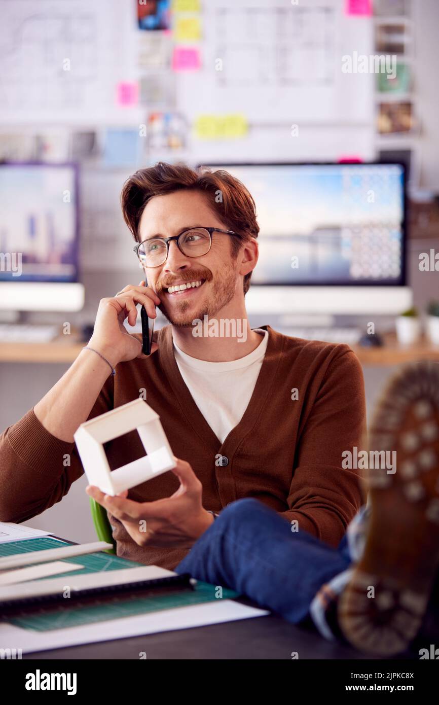 on the phone, architect, customer conversation, on the phones ...