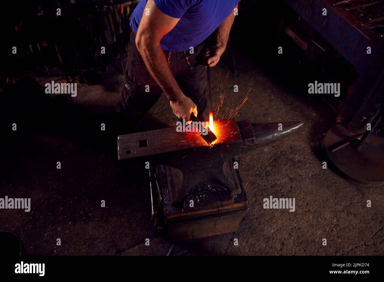 sparks, hammering, blacksmith, spark, blacksmiths Stock Photo - Alamy
