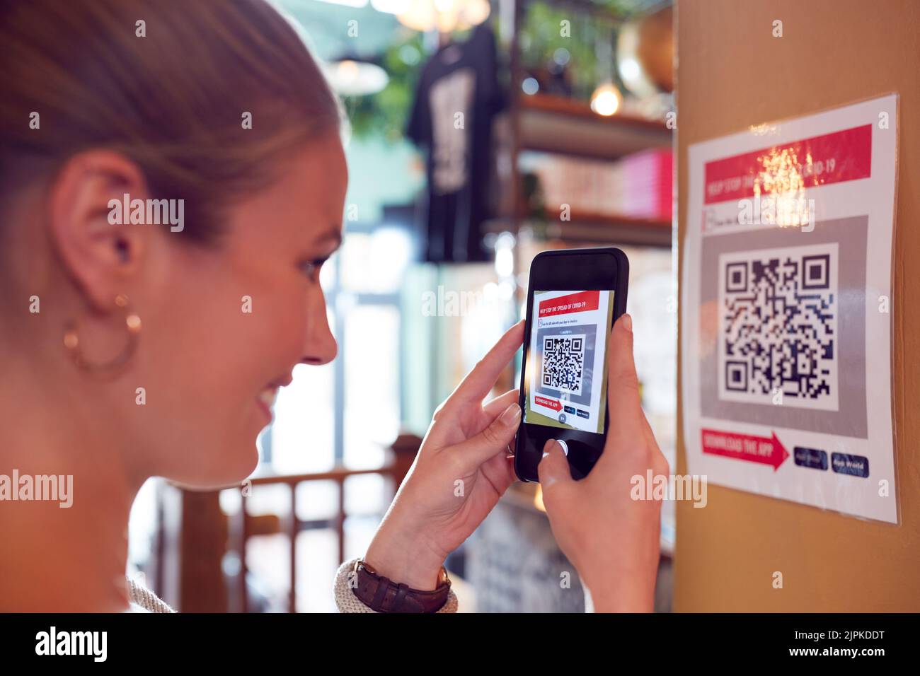 Qr code registration hi-res stock photography and images - Alamy