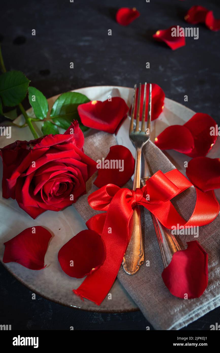 Shot romantic dinner table hi-res stock photography and images - Alamy