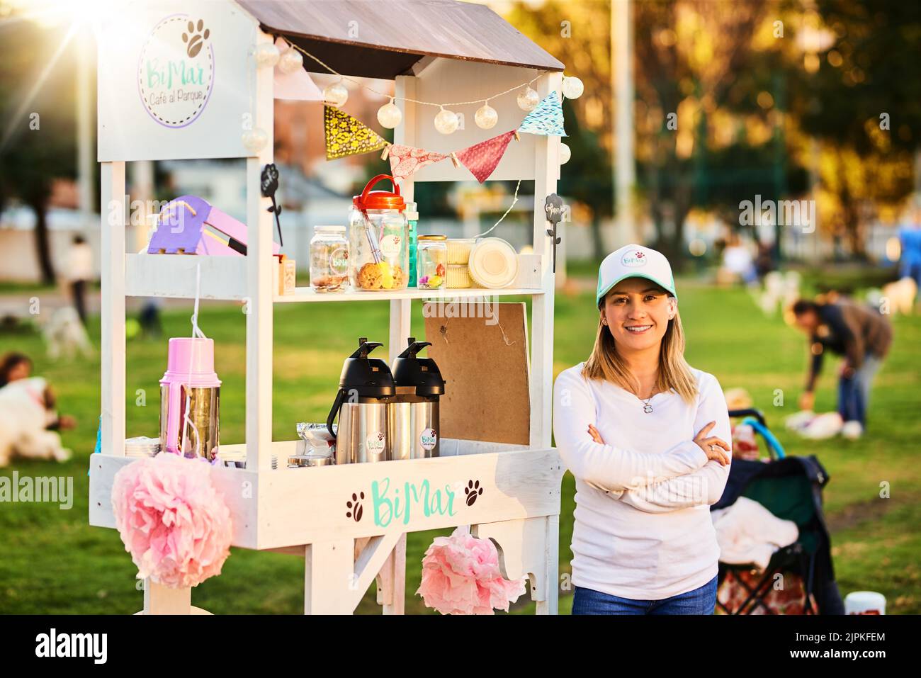 Young working female stall hi-res stock photography and images - Alamy