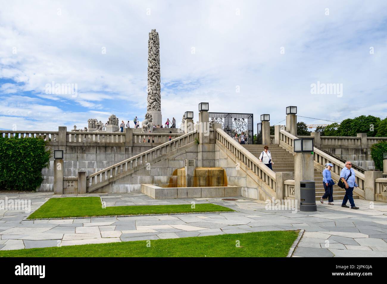 OSLO, NORWAY – JULY 11, 2022: Oslo, Vigeland Sculpture Park - Frogner ...