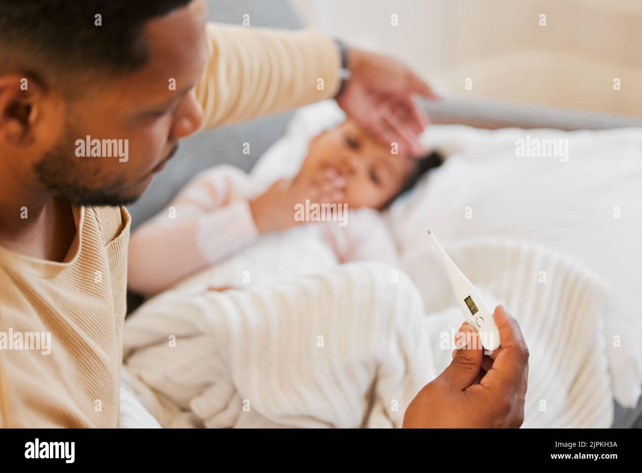 Family sad house cold hi-res stock photography and images - Alamy