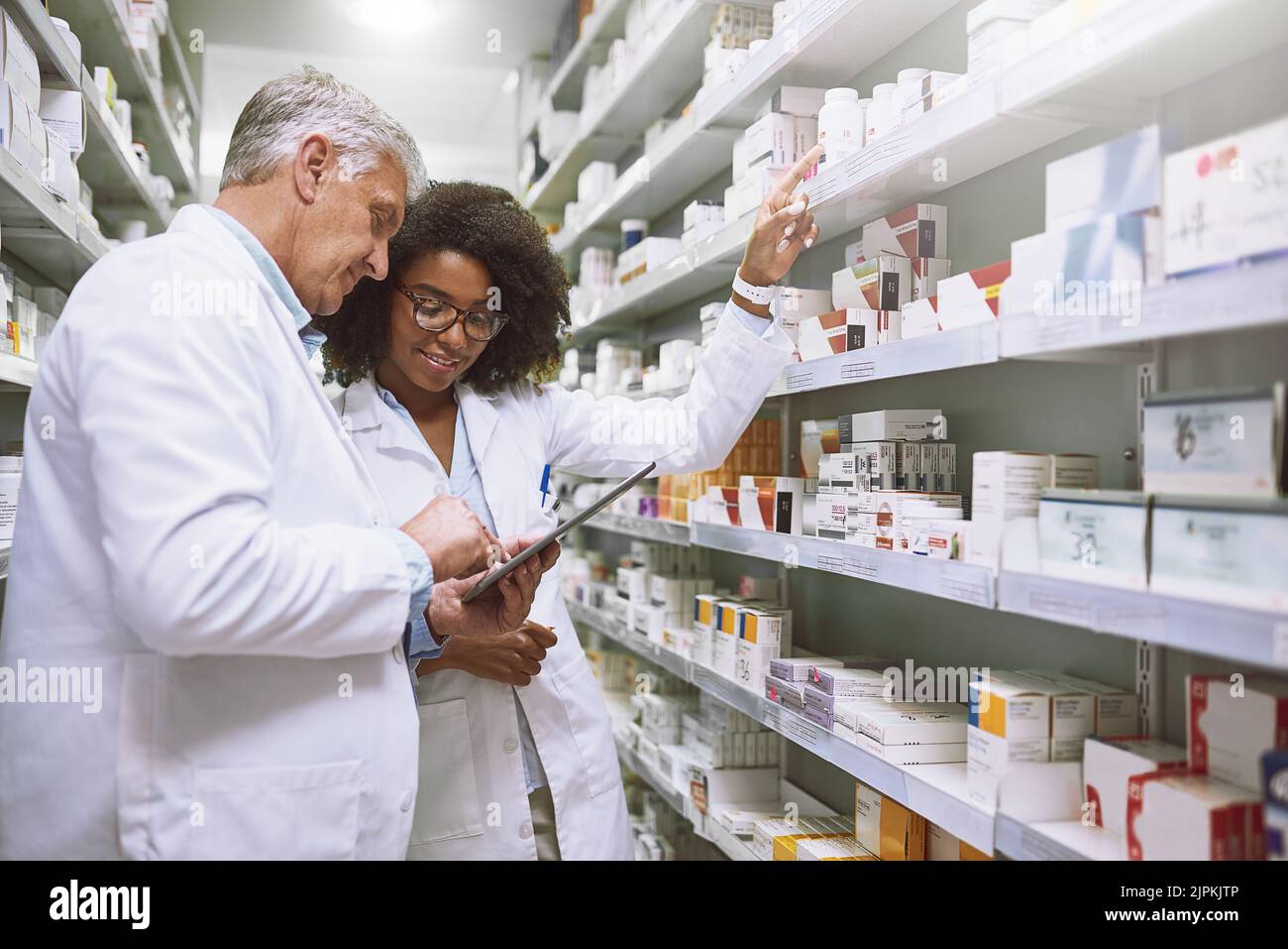 Inside pharmacy hi-res stock photography and images - Alamy