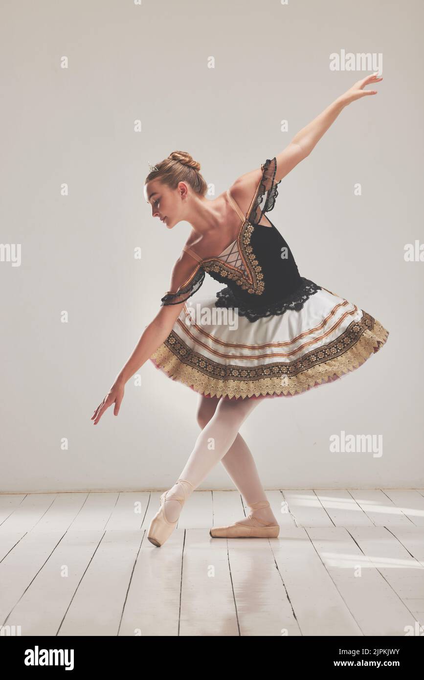 Ballerina design hi-res stock photography and images - Alamy