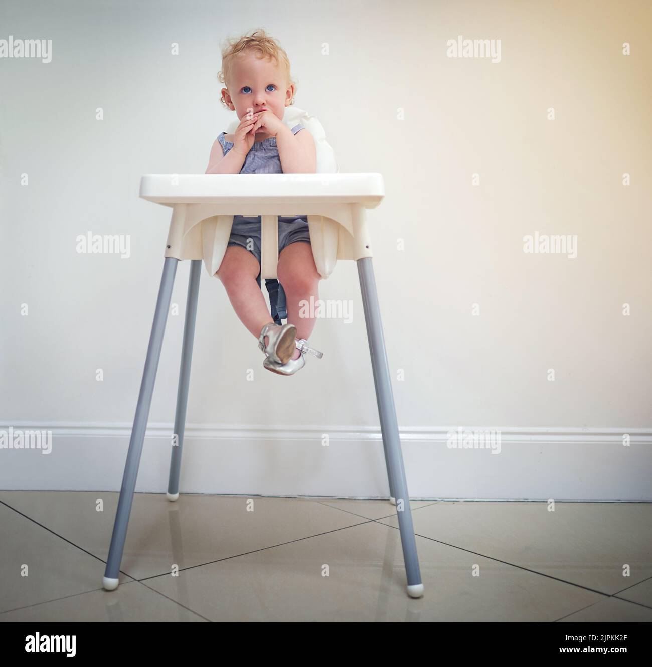 Starving kids hi-res stock photography and images - Alamy