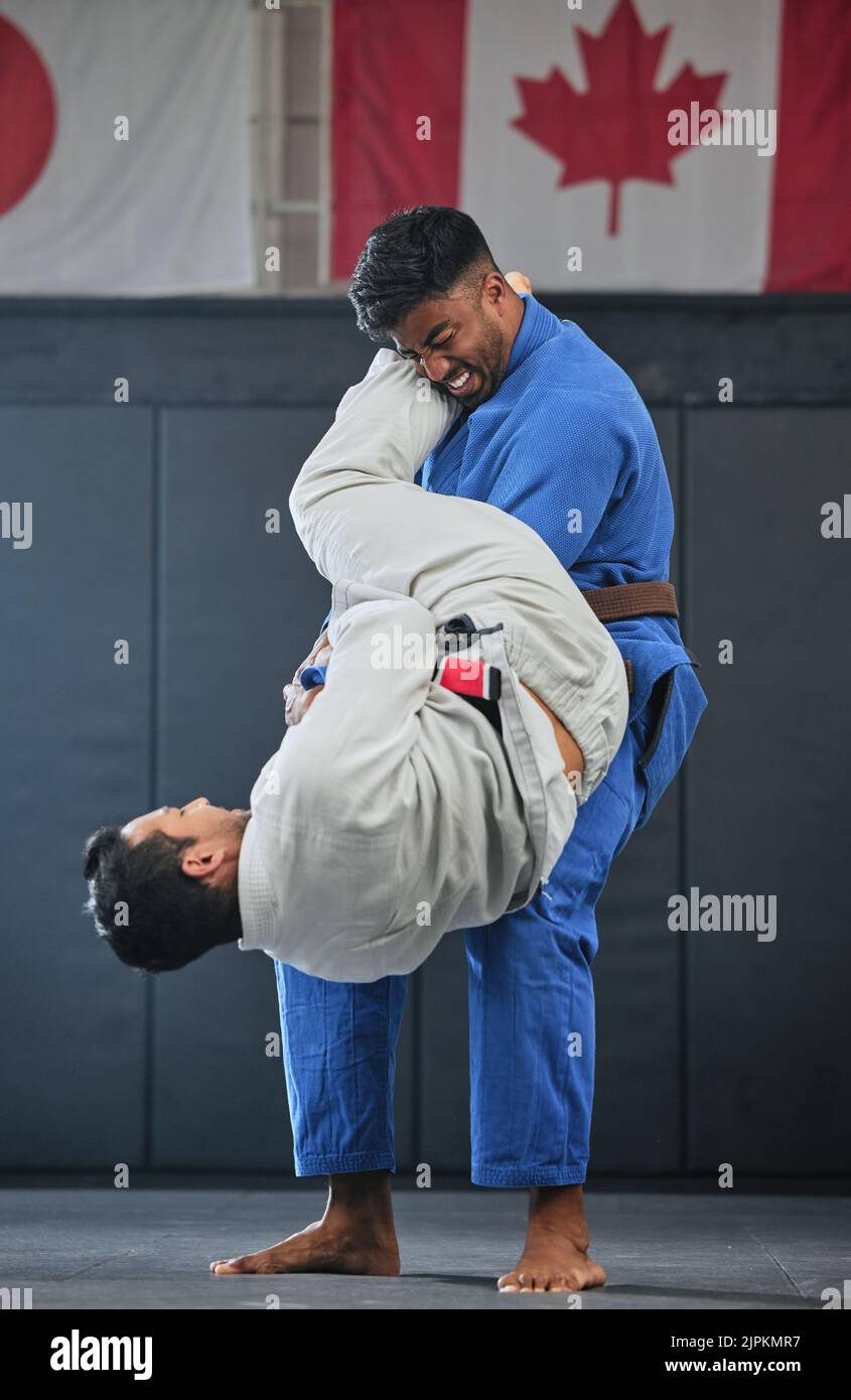 Mma combat hi-res stock photography and images - Alamy