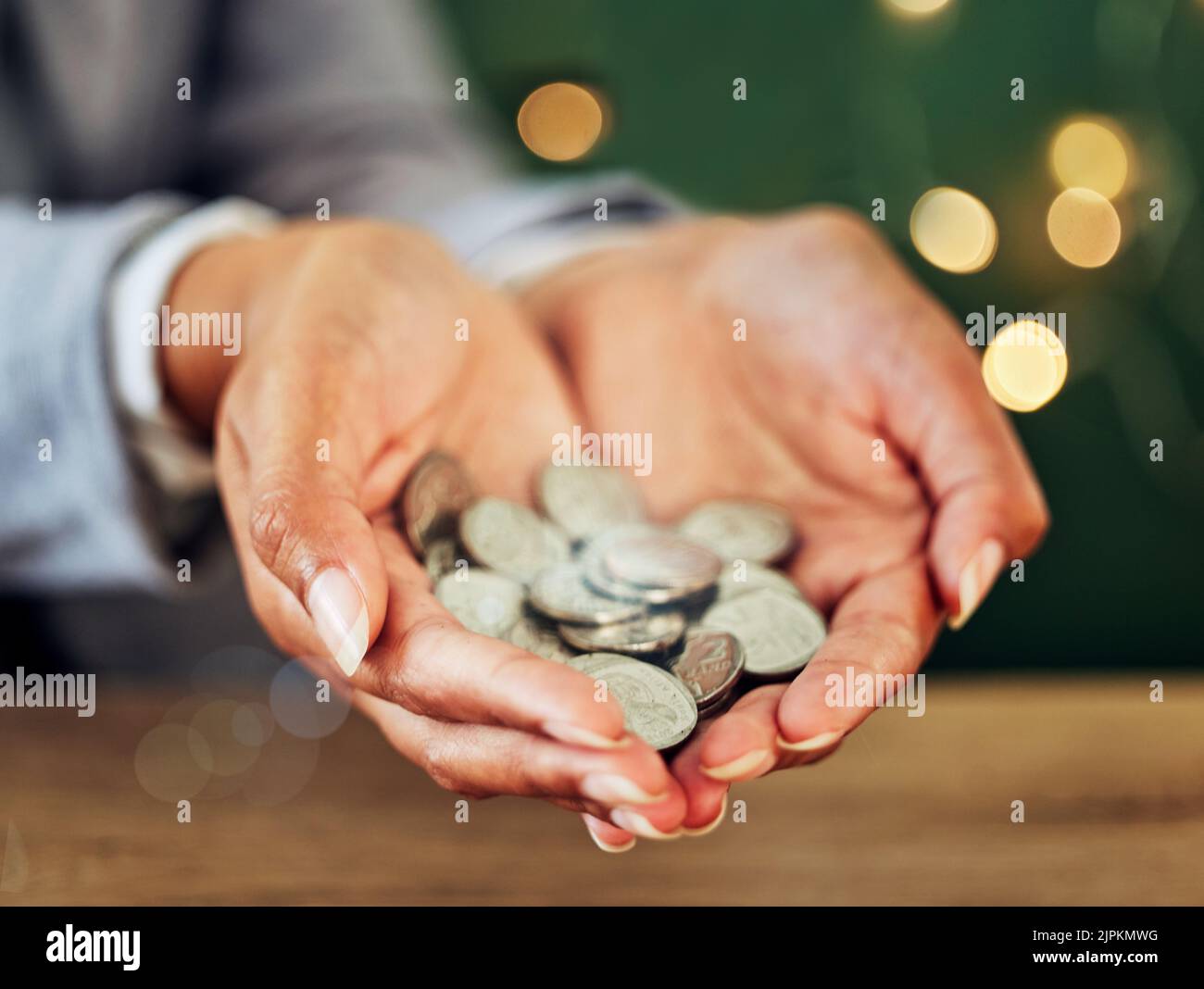 Money change hands hi-res stock photography and images - Alamy