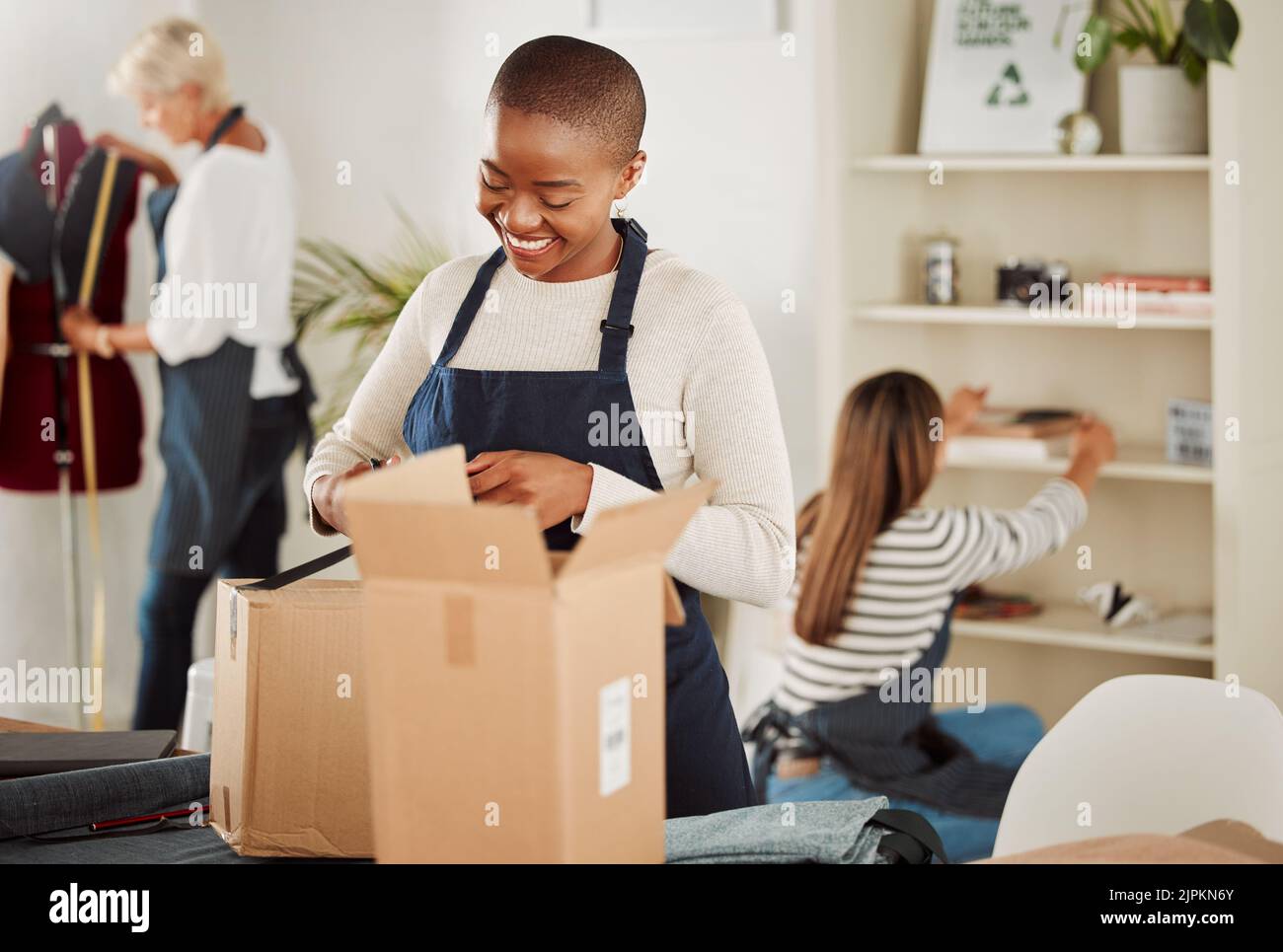 Creative expert hi-res stock photography and images - Alamy