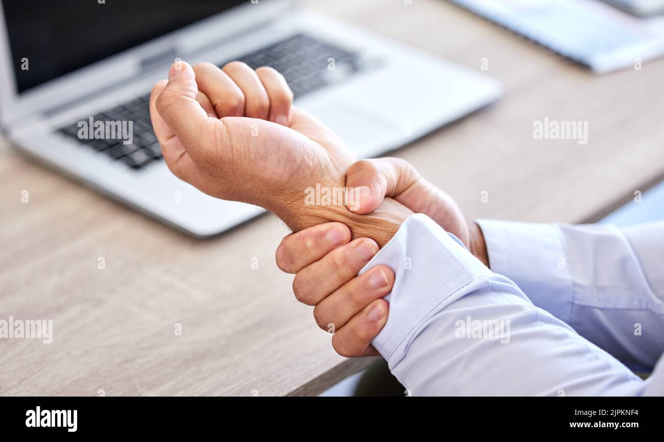 Pain in the hand hi-res stock photography and images - Alamy