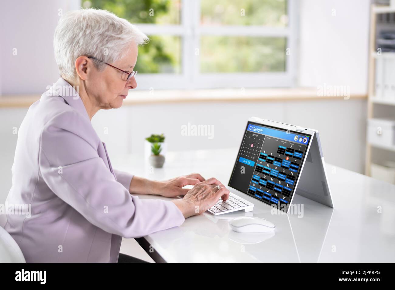 Lady book 1 hi-res stock photography and images - Alamy