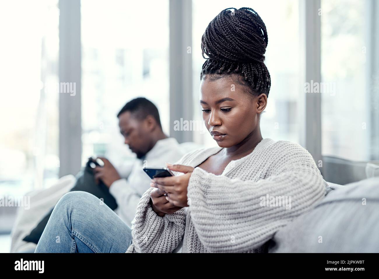 Man giving woman the cold shoulder hi-res stock photography and images ...