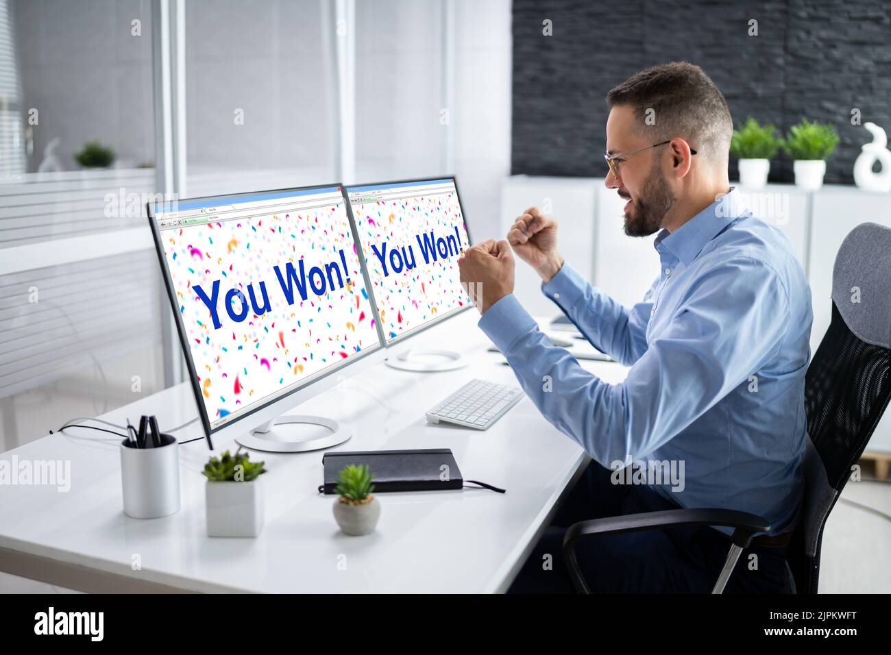 Manager success hi-res stock photography and images - Alamy