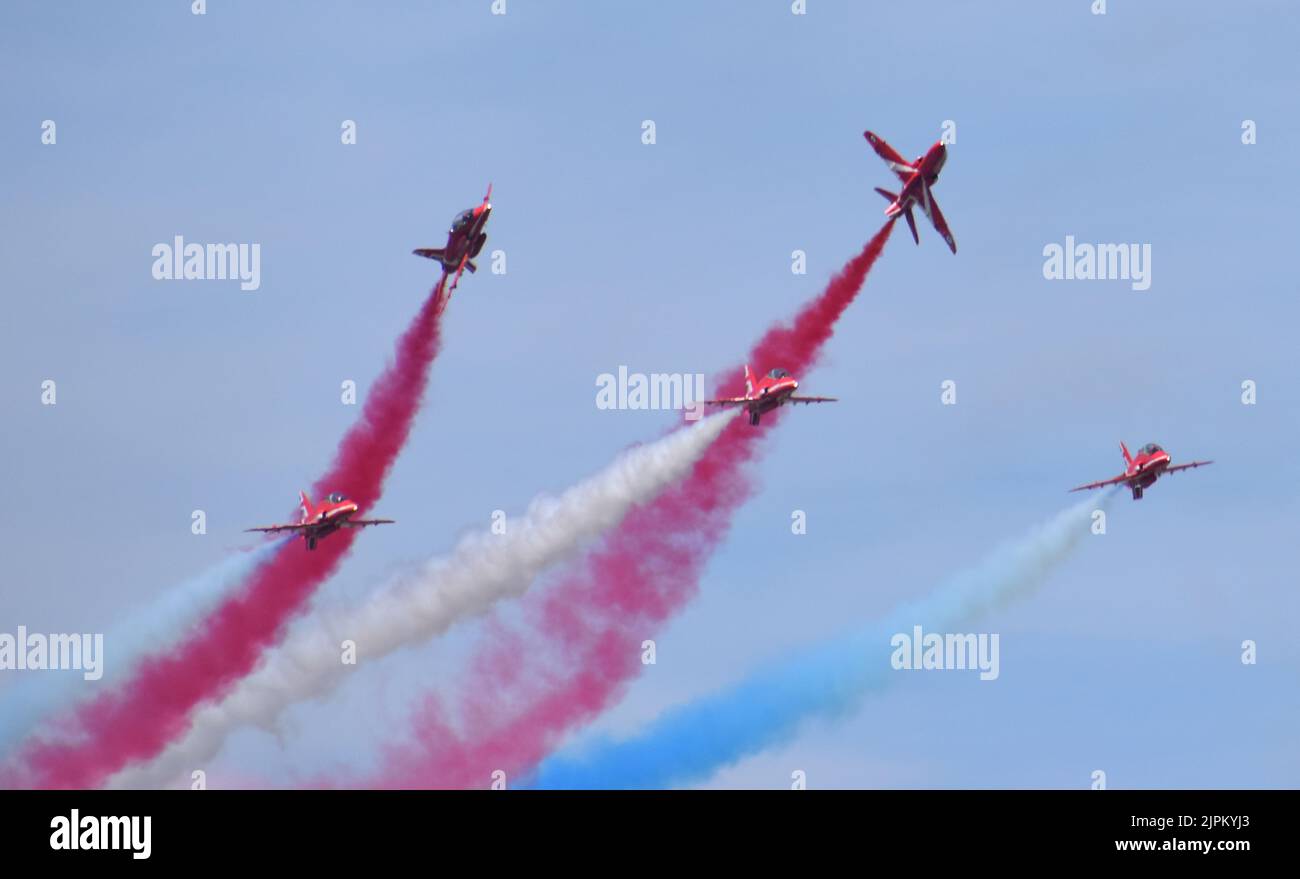 Propeller icon on red hi-res stock photography and images - Alamy