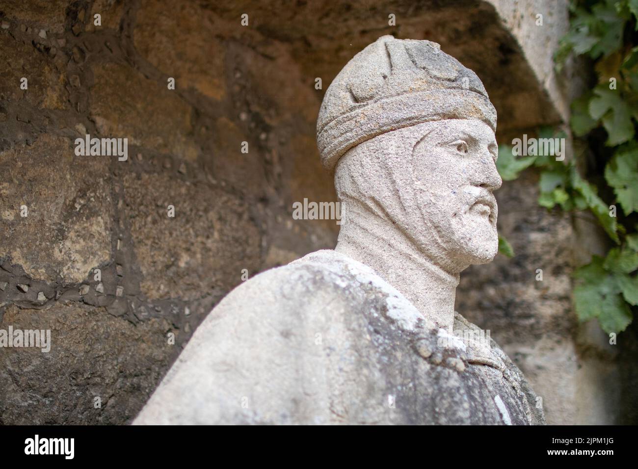 Statue of henry the lion hi-res stock photography and images - Alamy