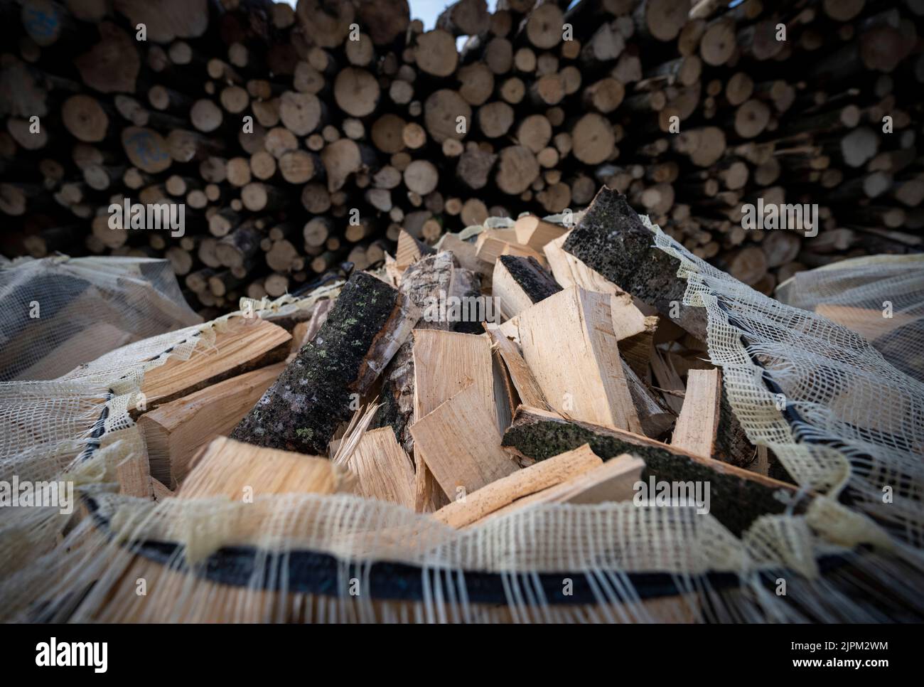 Burning fires hi-res stock photography and images - Alamy