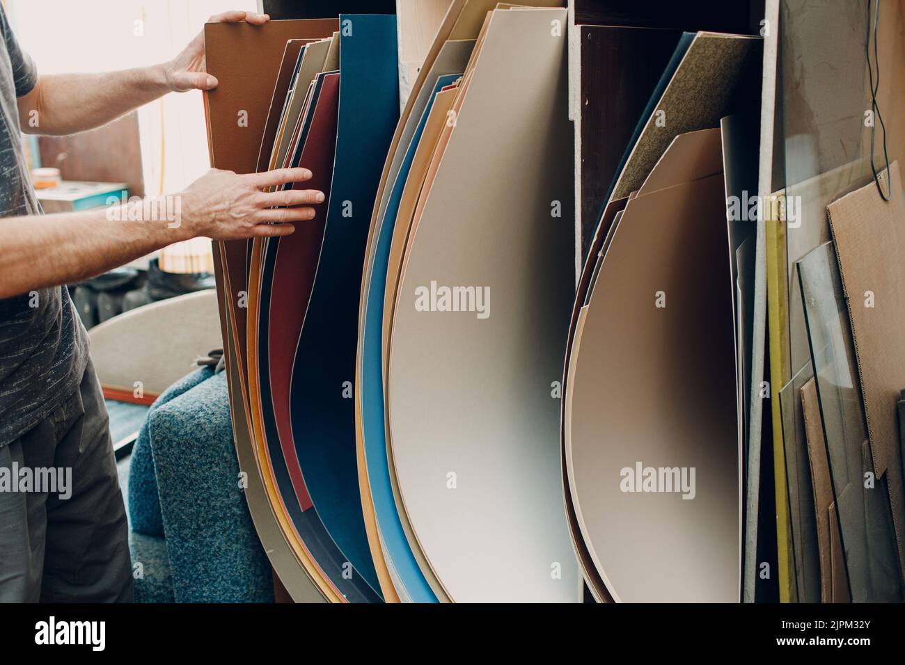 Framing Workshop. Choosing carton cardboard for baguette handmade ...