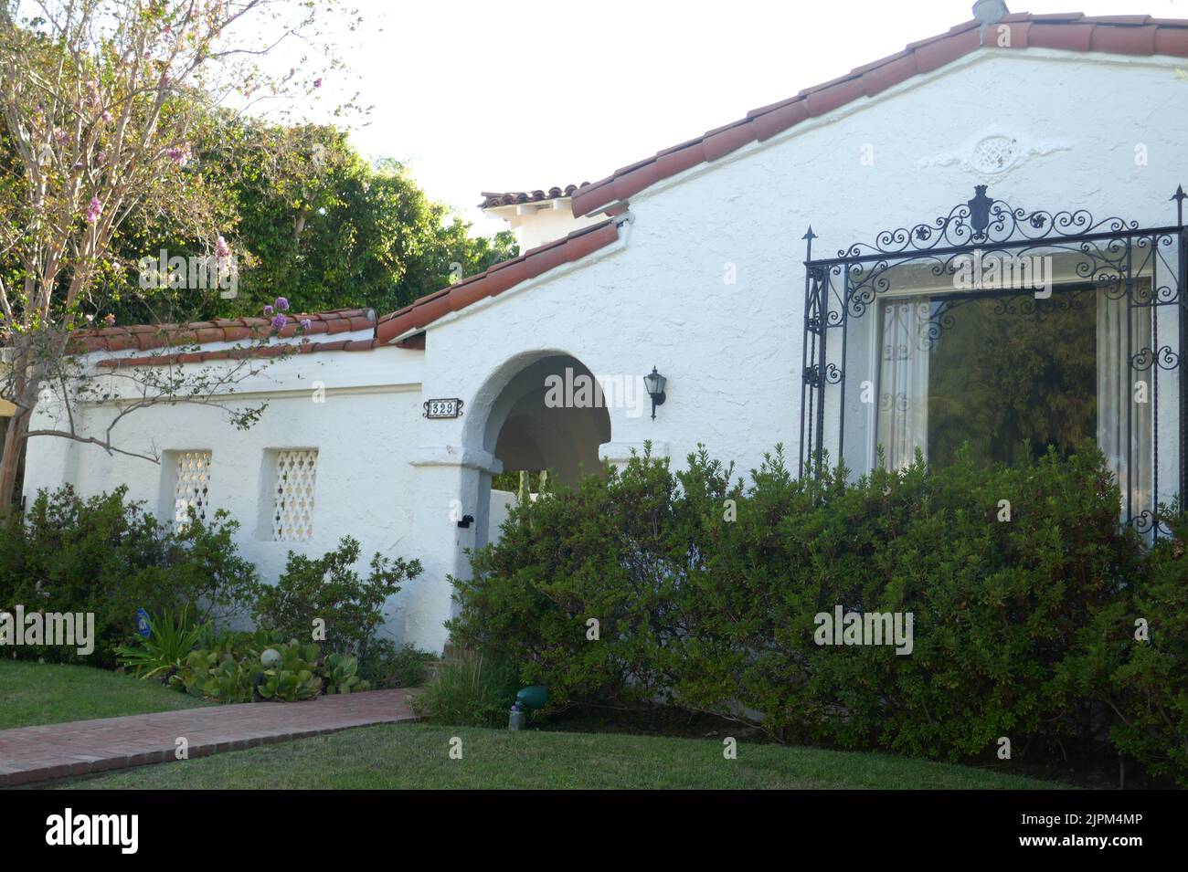 Beverly Hills, California, USA 18th August 2022 Cameraman Charles Boyle ...