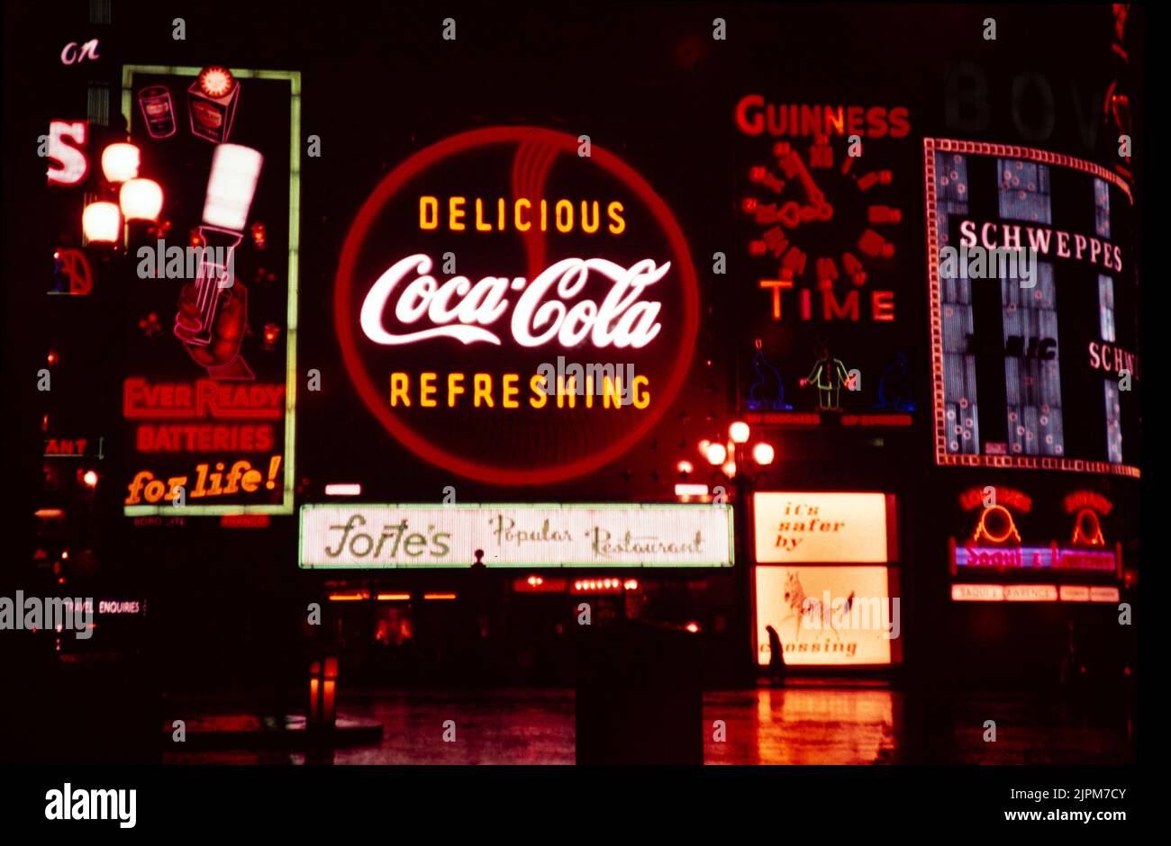 Neon advertising signs at night Piccadilly Circus, London, England, UK ...