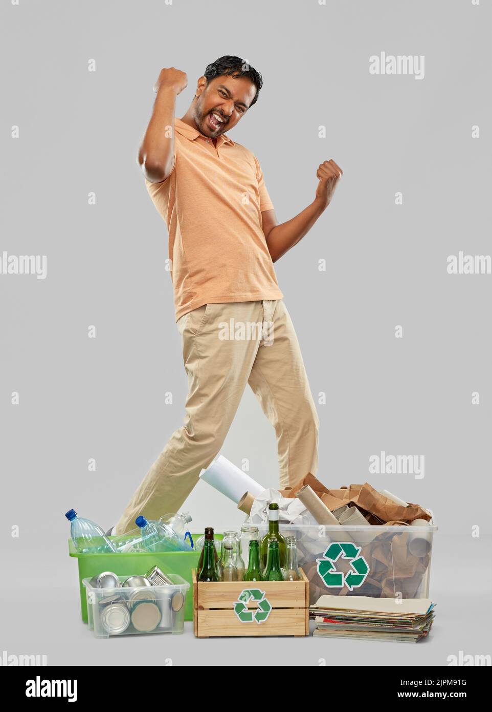 Man sorting hi-res stock photography and images - Alamy