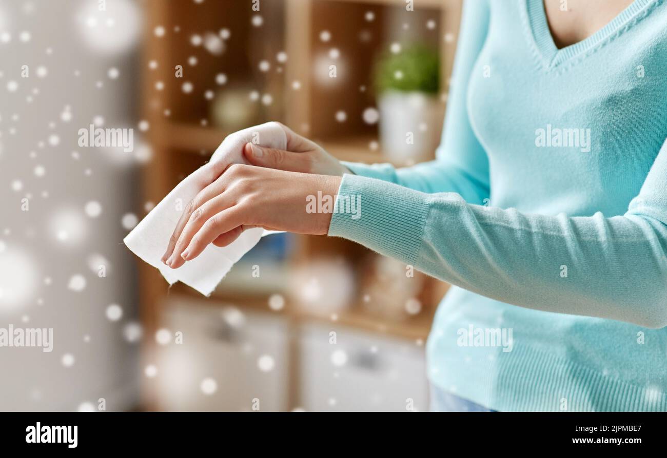 Wipe cleaning hi-res stock photography and images - Alamy