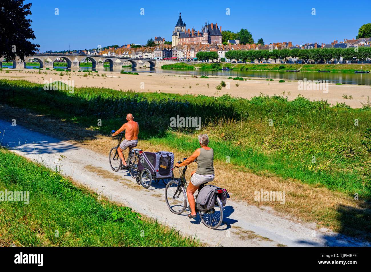 France, Loiret (45), Gien, the Saint Joan of Arc church, the castle and ...