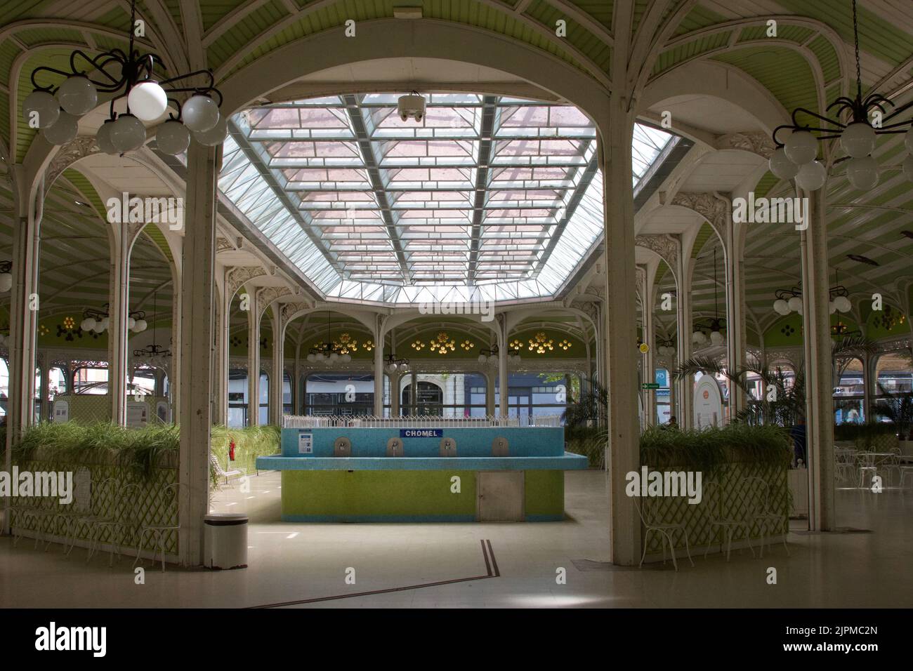 Sources hall hi-res stock photography and images - Alamy