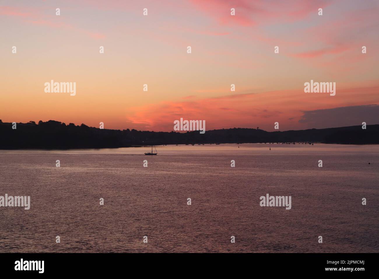 Summer solstice dawn sunrise Cornwall Stock Photo - Alamy