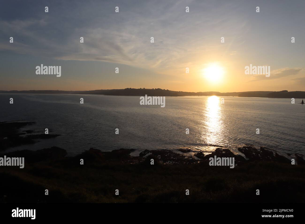 Summer solstice dawn sunrise Cornwall Stock Photo - Alamy
