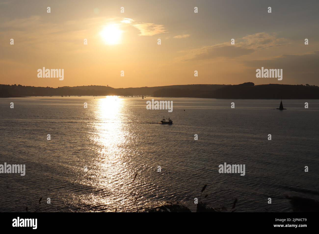 Summer solstice dawn sunrise Cornwall Stock Photo - Alamy