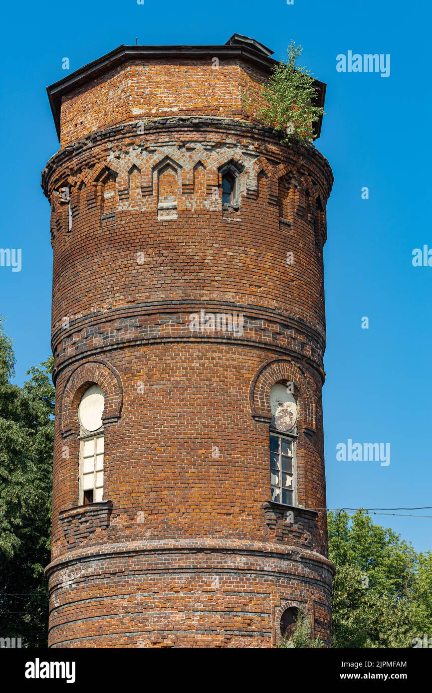 Old brick water tower hi-res stock photography and images - Alamy