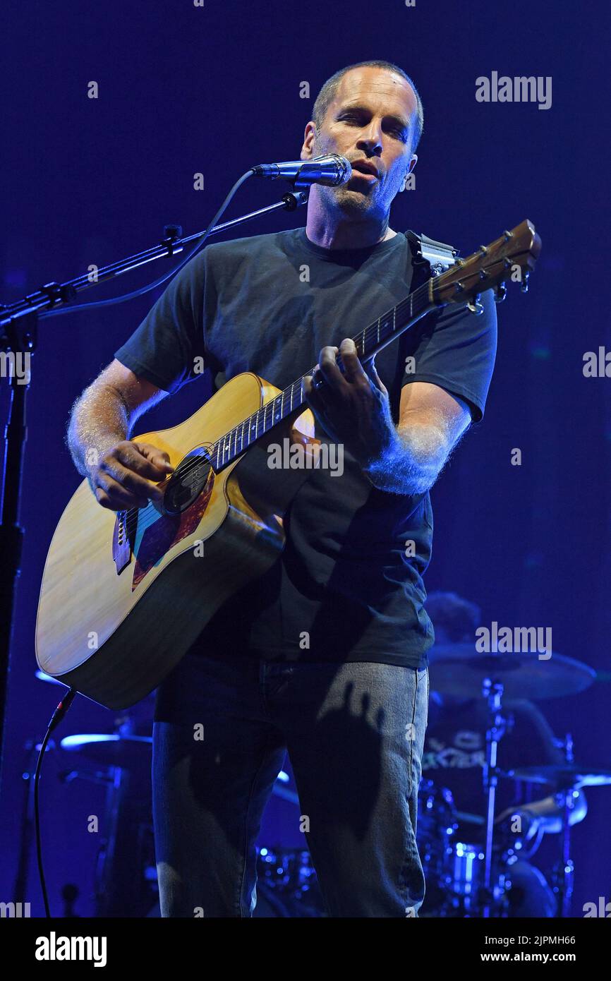 Meet the moonlight hi-res stock photography and images - Alamy