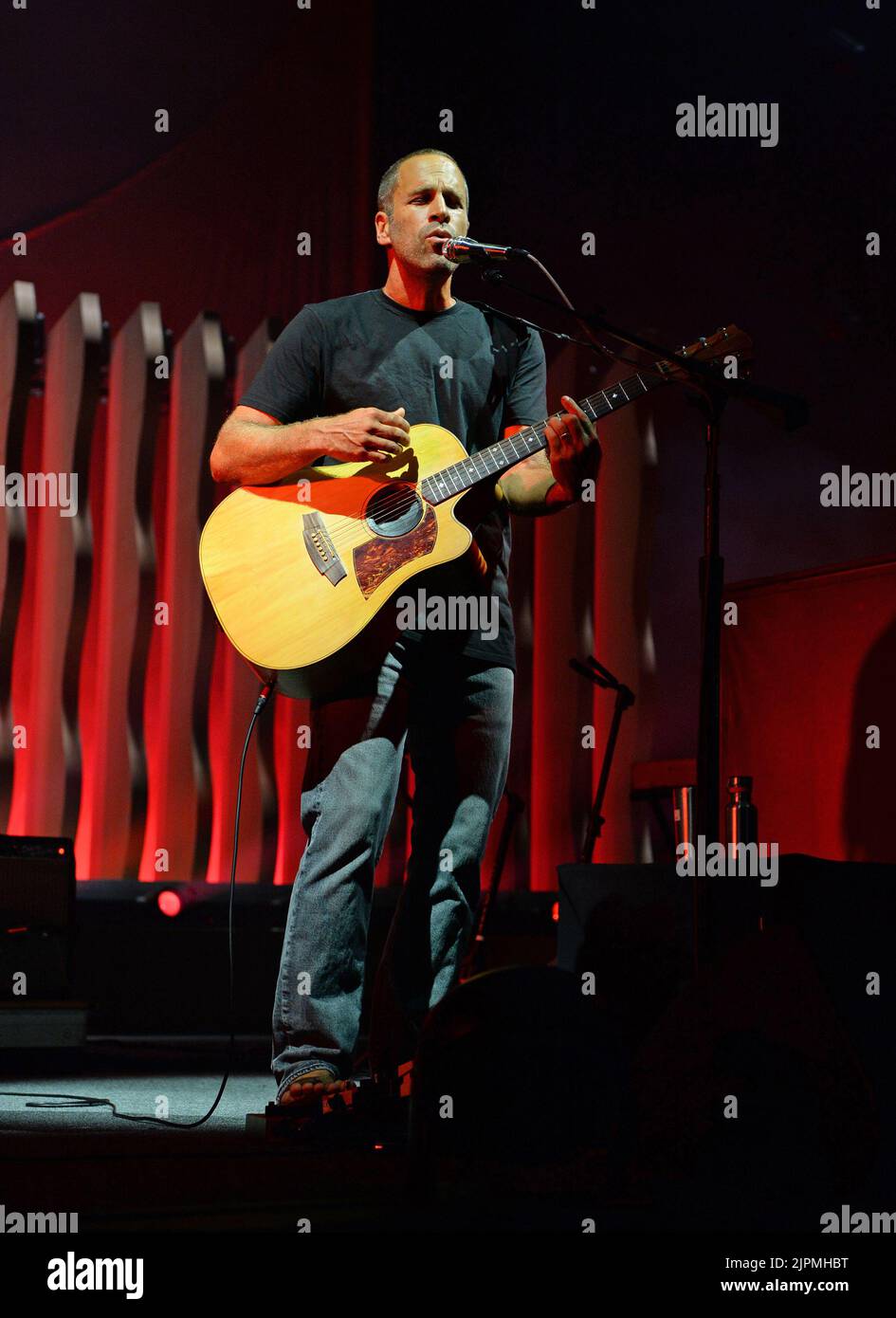 West Palm Beach, FL, USA. 18th Aug, 2022. Jack Johnson performs during ...